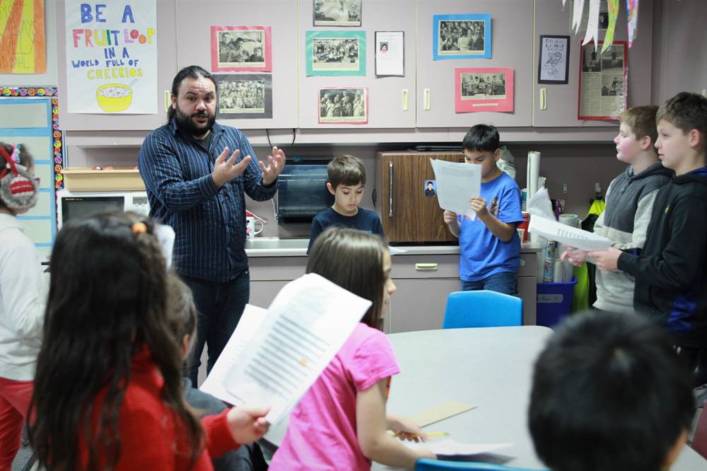Ed Littlefield teaches Keet kids storytelling through sound - KCAW